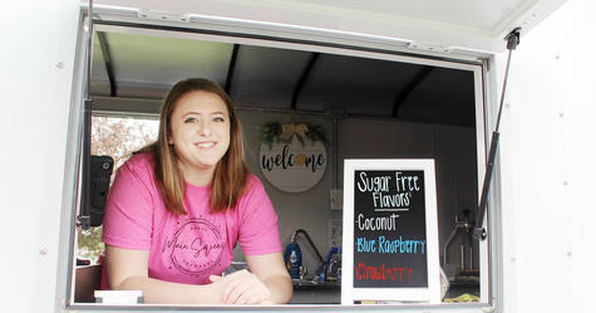 Financial-ade: Rock Falls student squeezes lemons for college costs ...