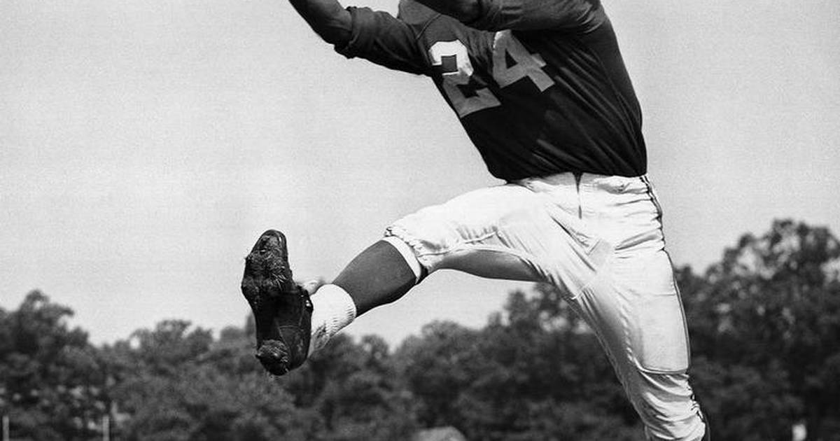 Trailblazing African-American RB Wally Triplett dies at 92 – Shaw Local