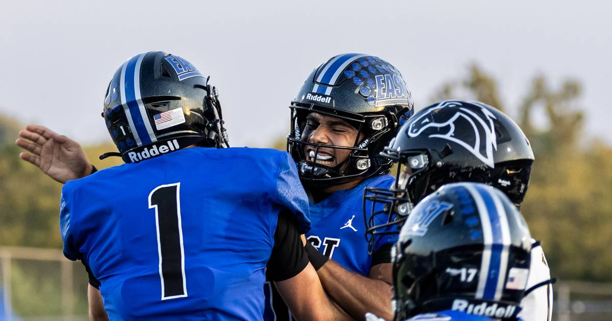 Jonas Williams breaks IHSA career passing TD record, Lincoln-Way East ...