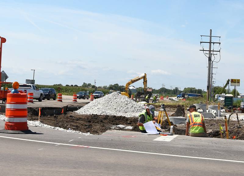 Work at Utica roundabout progresses – Shaw Local