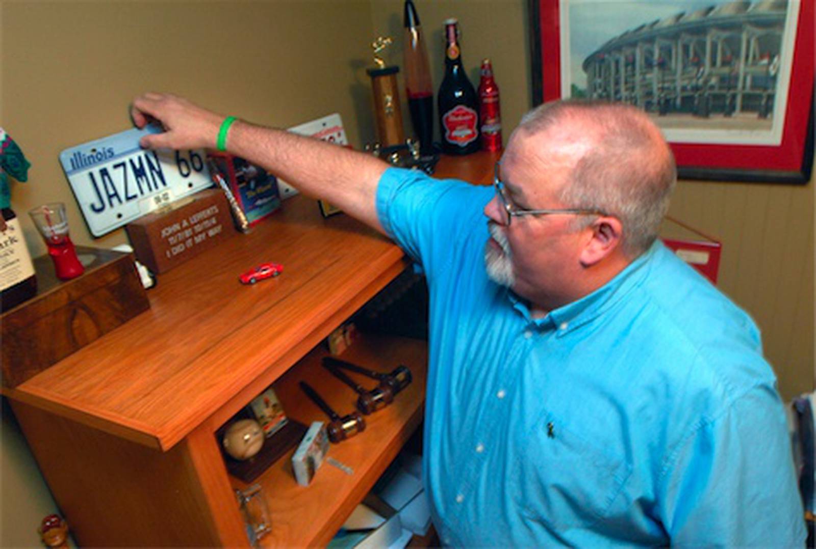 Ill. family volunteers to remember son – Shaw Local