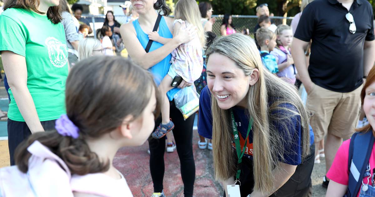 Photos: The first day of school at Kingsley Elementary School in ...