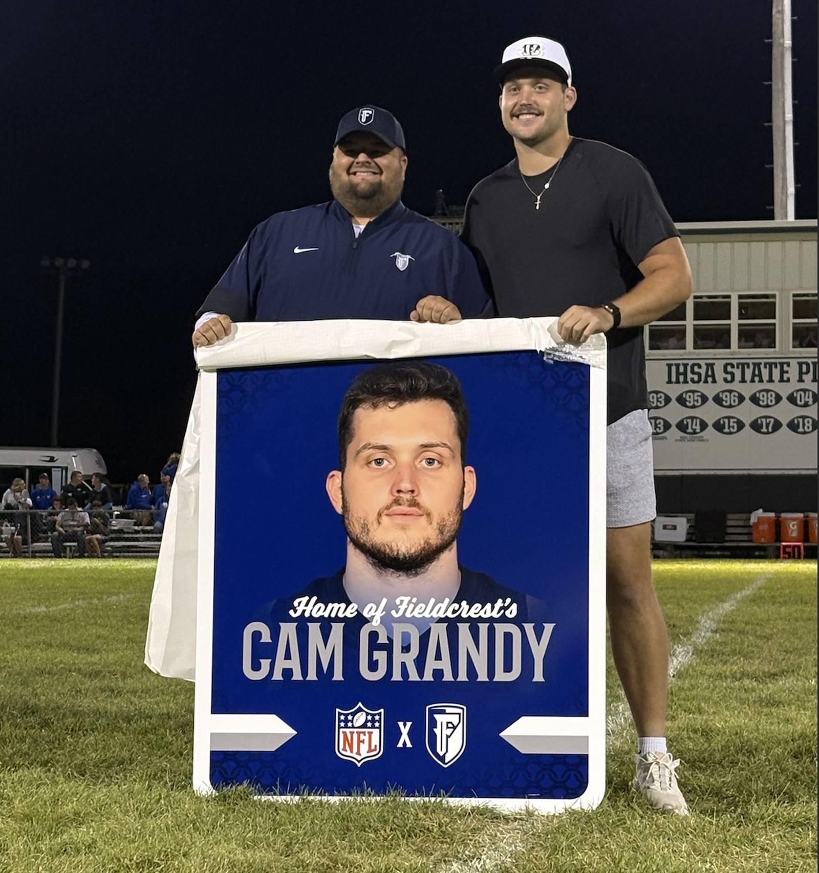 ‘It was amazing having him back’: Fieldcrest honors Cincinnati Bengals tight end, alum Cam ...