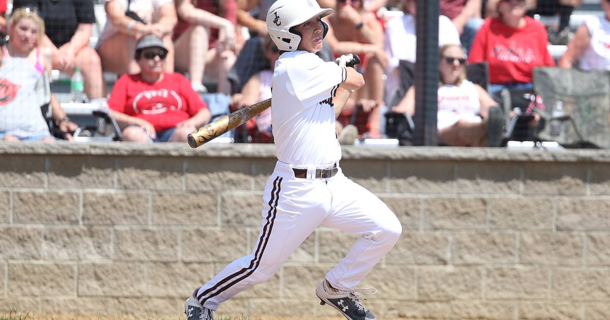 Photos: Joliet Catholic vs. Spring Valley Hall Class 2A Supersectional ...