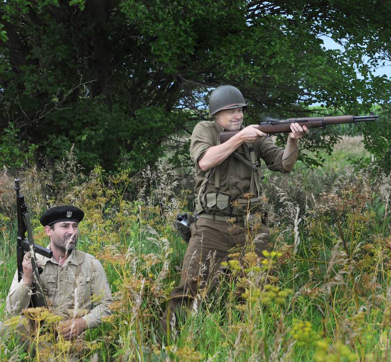 Ottawa hosts Military Show – Shaw Local