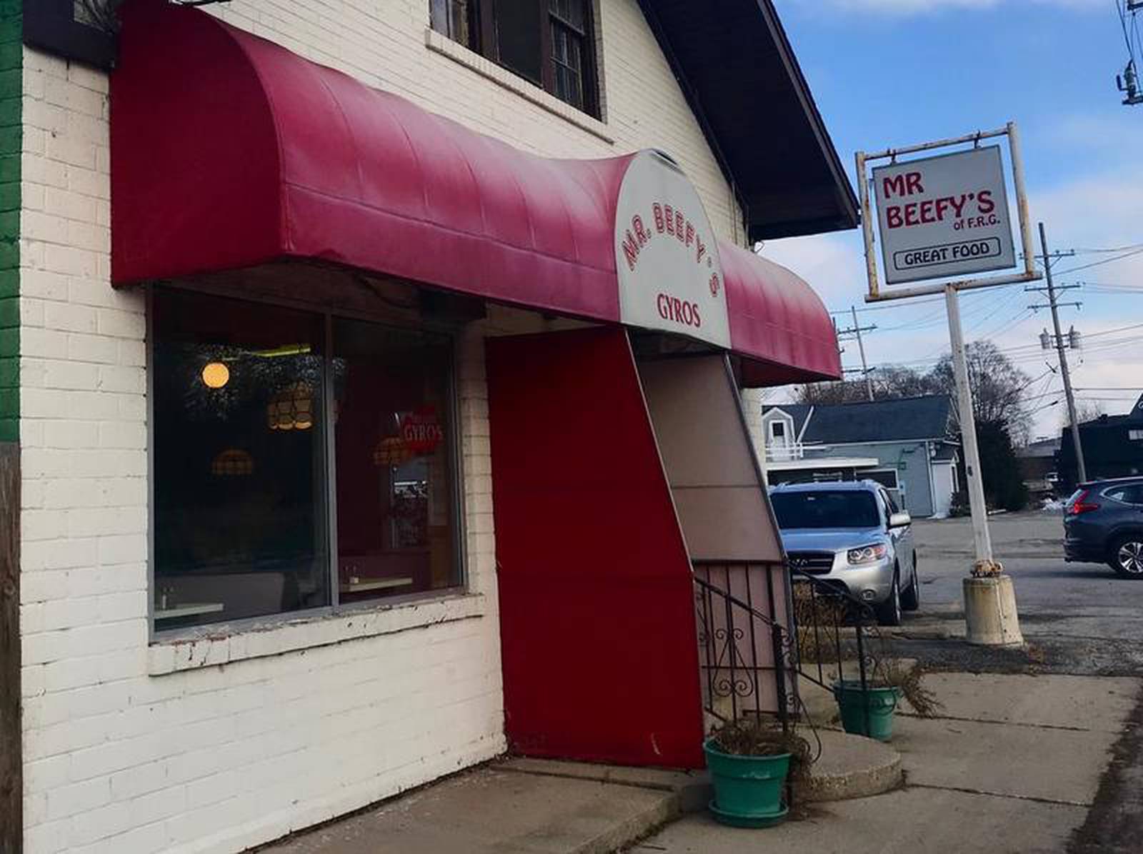 Culver's franchisee eyes Mr. Beefy's, Villa Bleu sites in Fox River ...