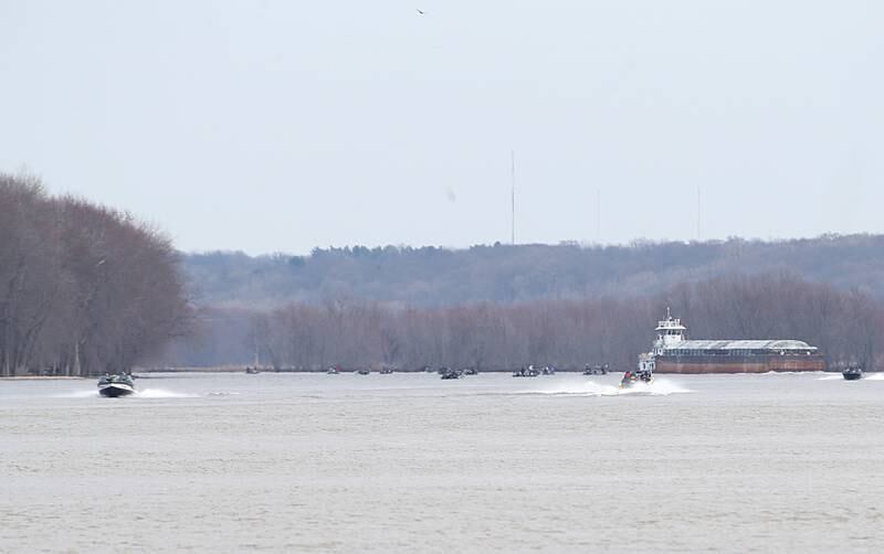Photos: National Walleye Tour returns to Spring Valley after 10-year ...