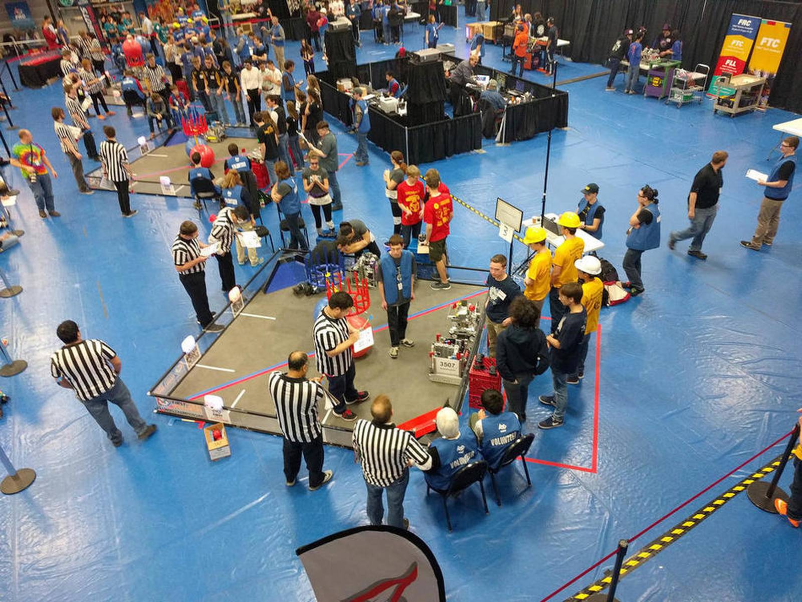 Elmhurst student robotics team competes in statewide STEM competition ...
