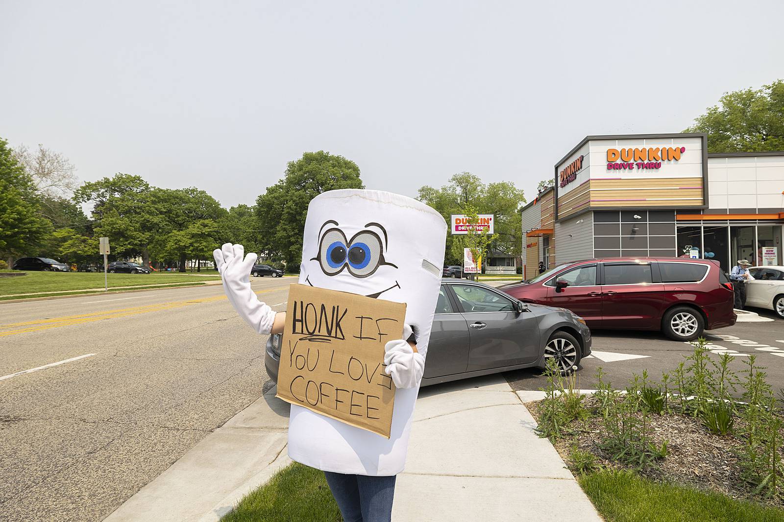 Photos: Dixon Police Dunkin' fundraiser – Shaw Local