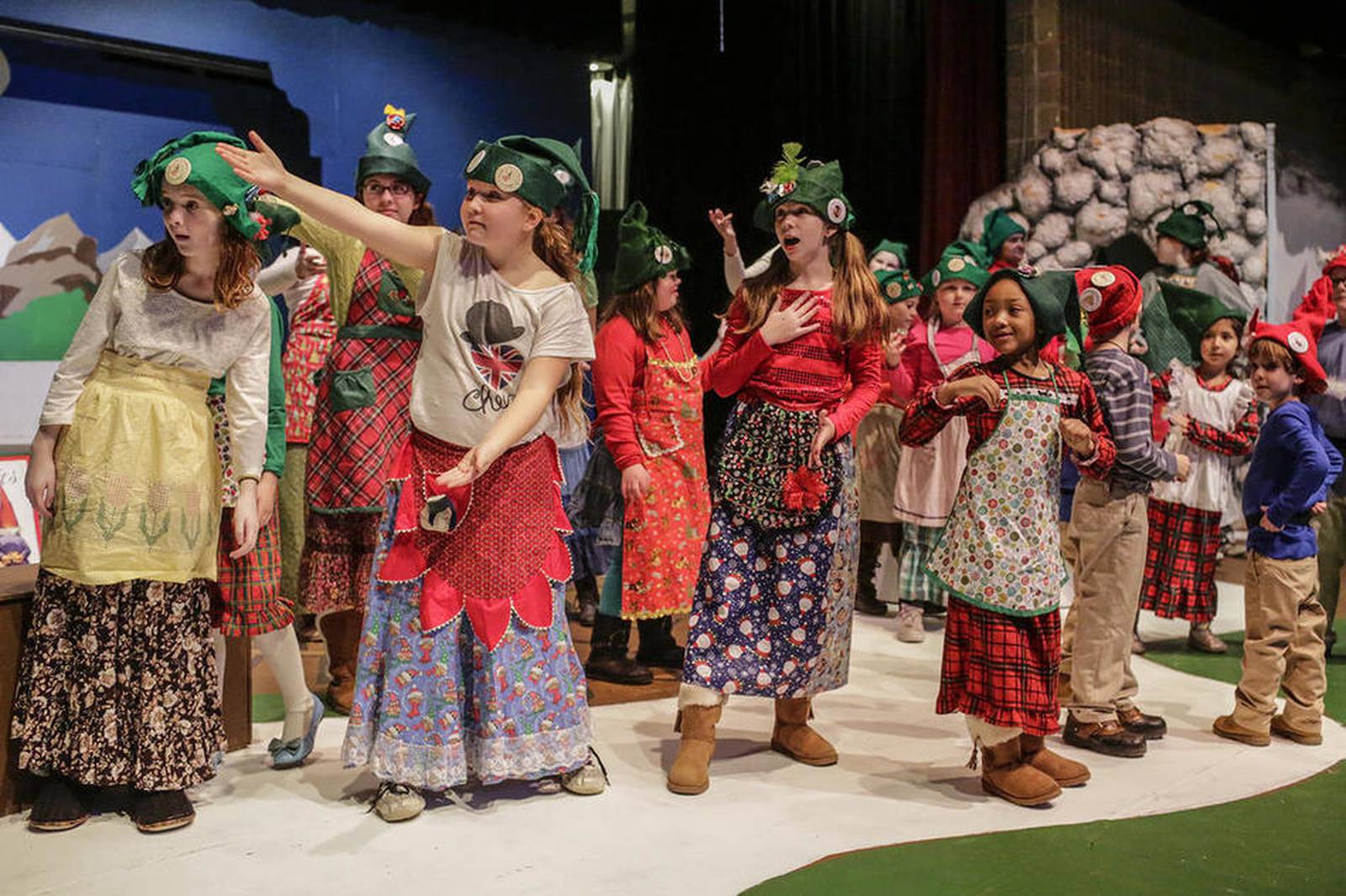 Be ‘gnome’ for the holidays: Joliet theater hosting auditions for 46th ...