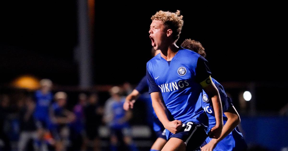 Late set-piece goals from Ben Murphy and Caleb Kelly lead Geneva over ...