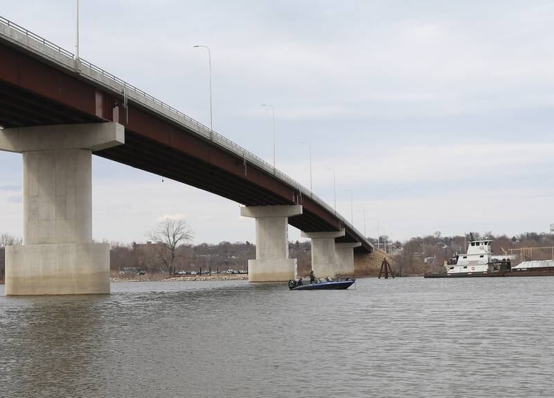 Photos: National Walleye Tour returns to Spring Valley after 10-year ...