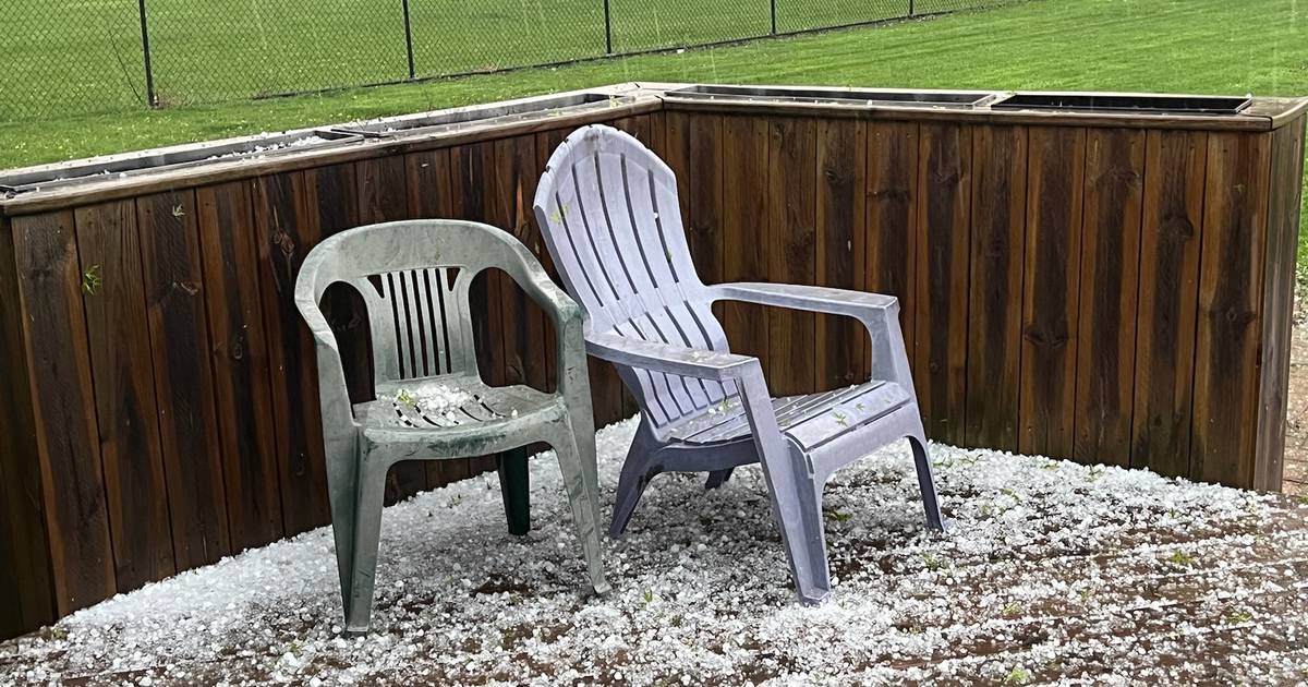 Video: Hail, rain pelt DeKalb County during afternoon thunderstorm ...