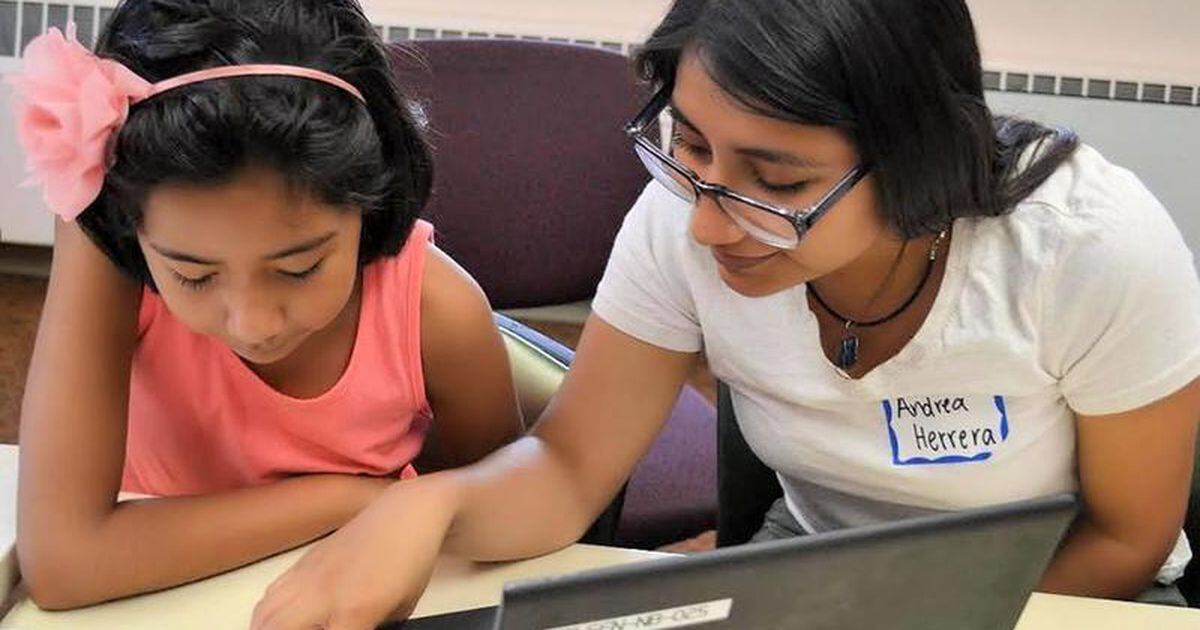 Latina Girls Code empowers students to teach – Shaw Local