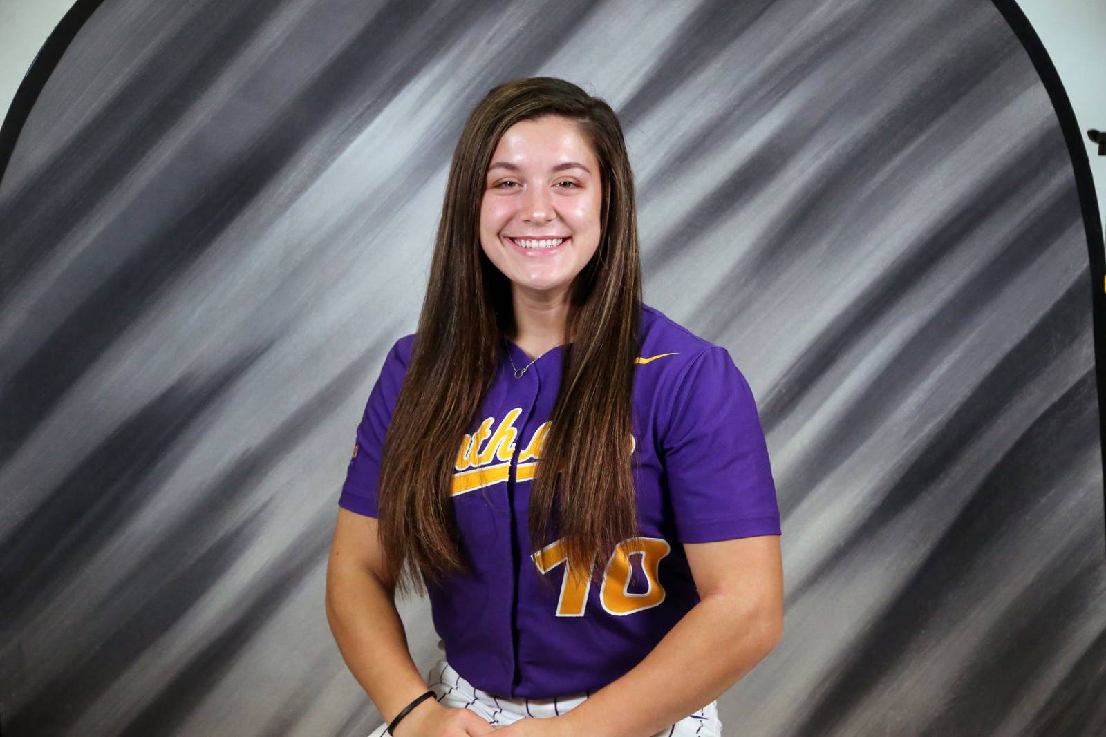 On Campus: Crystal Lake South softball alum Alexis Pupillo swinging to ...