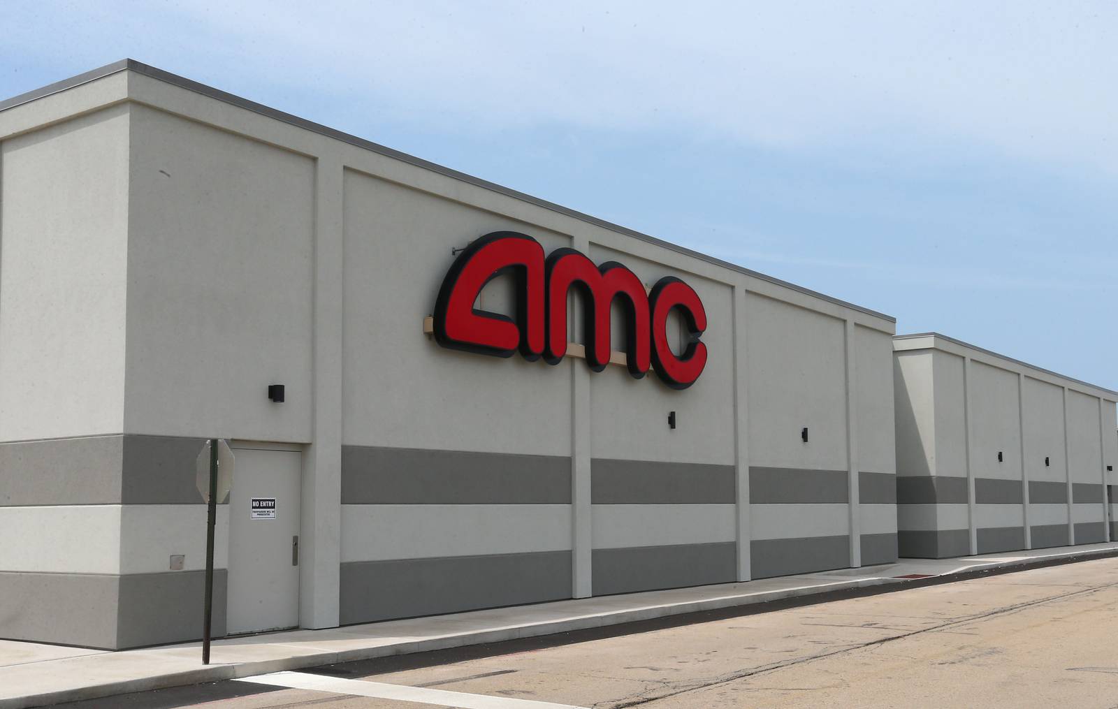 AMC Theatres moves away from seat pricing plan – Shaw Local
