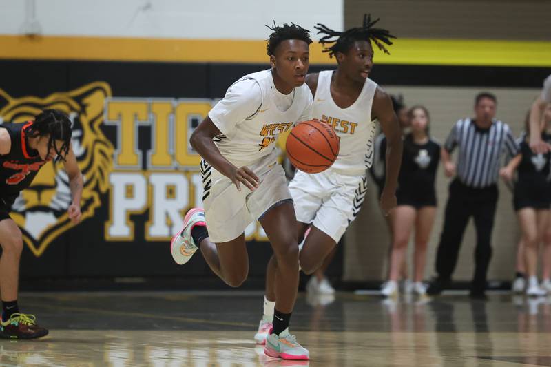 Boys basketball: Joliet West bench provides a lift – Shaw Local