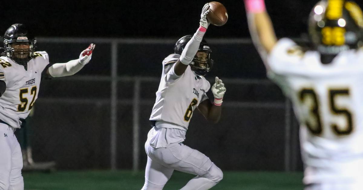 Morris football vs. Joliet West score, news, how to watch, live ...