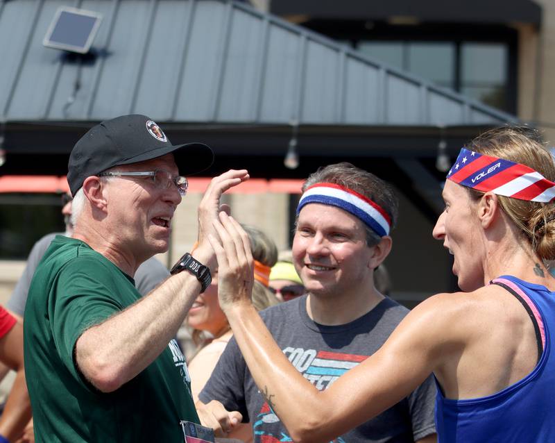 Photos: Huntley's Beer Mile – Shaw Local