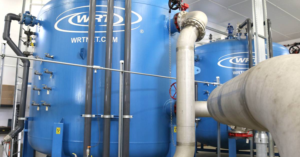 New state grant program meant to aid Illinois communities with lead ...