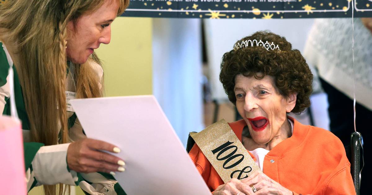 DeKalb 100-year-old’s secret to long life? ‘Just be yourself,’ she says ...