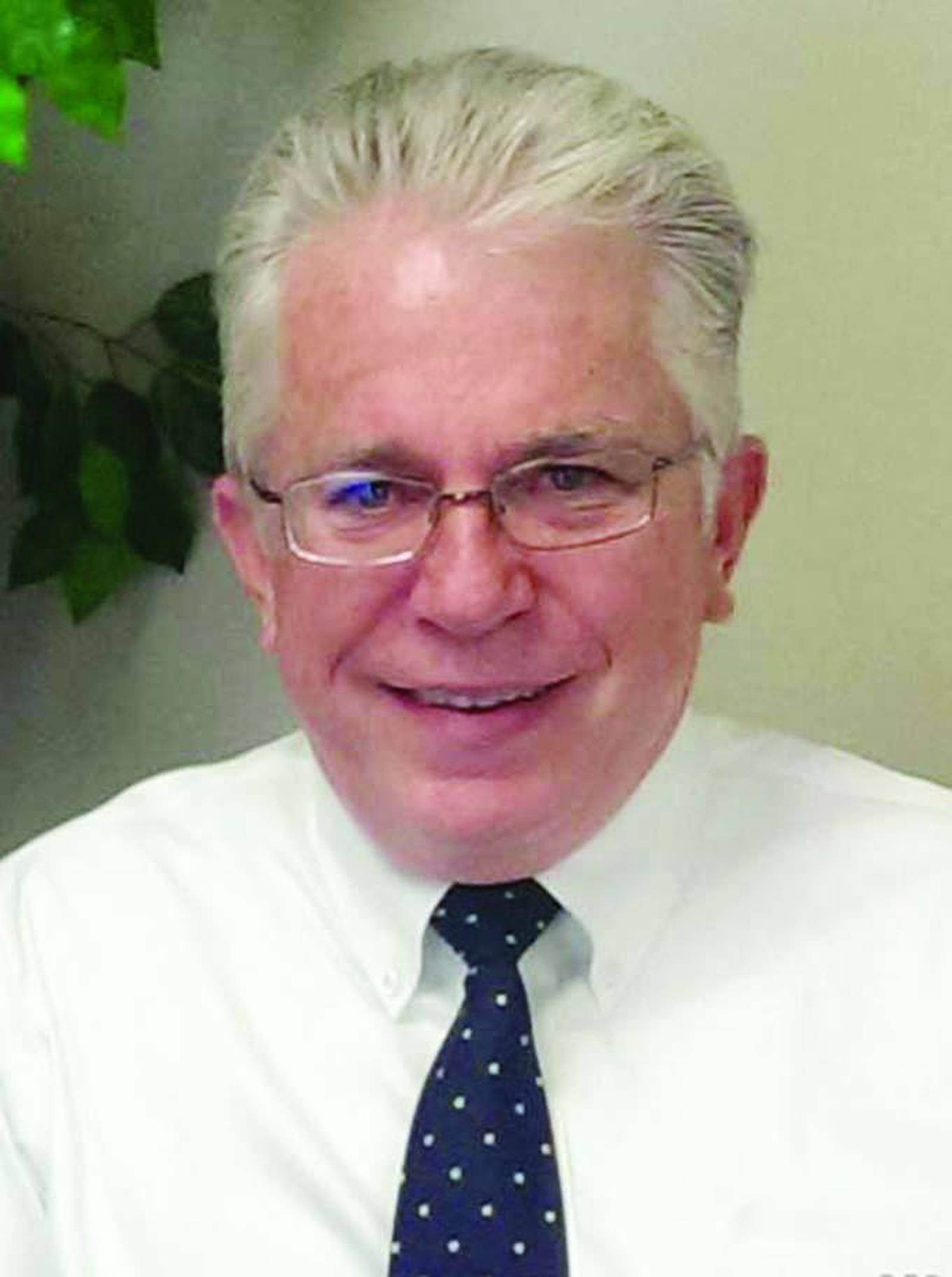 Dr. Gregg Davis receives ‘Physician of Excellence’ award – Shaw Local
