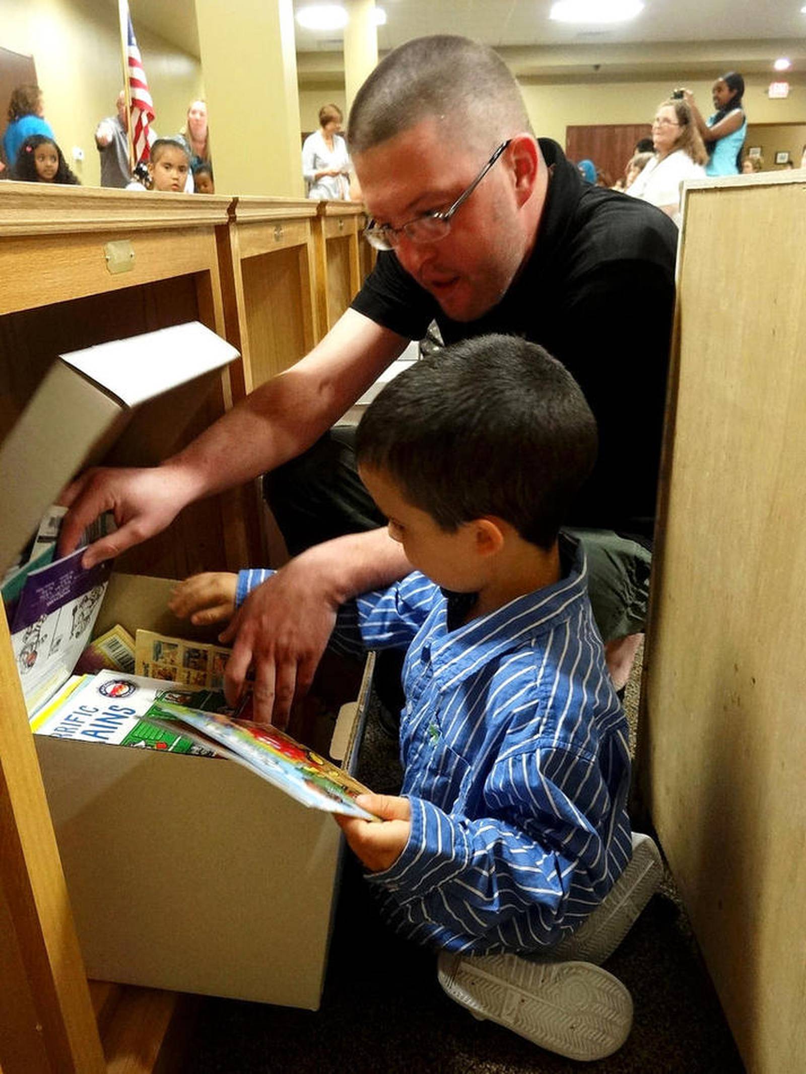 Bookcase Project to host literacy banquet – Shaw Local