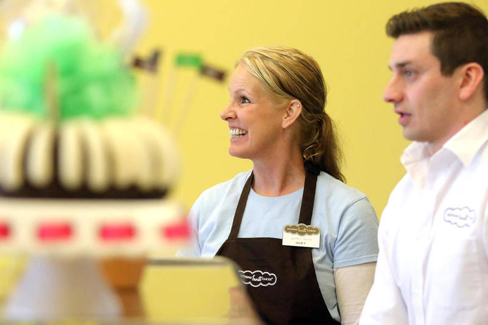 Nothing Bundt Cakes opens bakery in Algonquin – Shaw Local