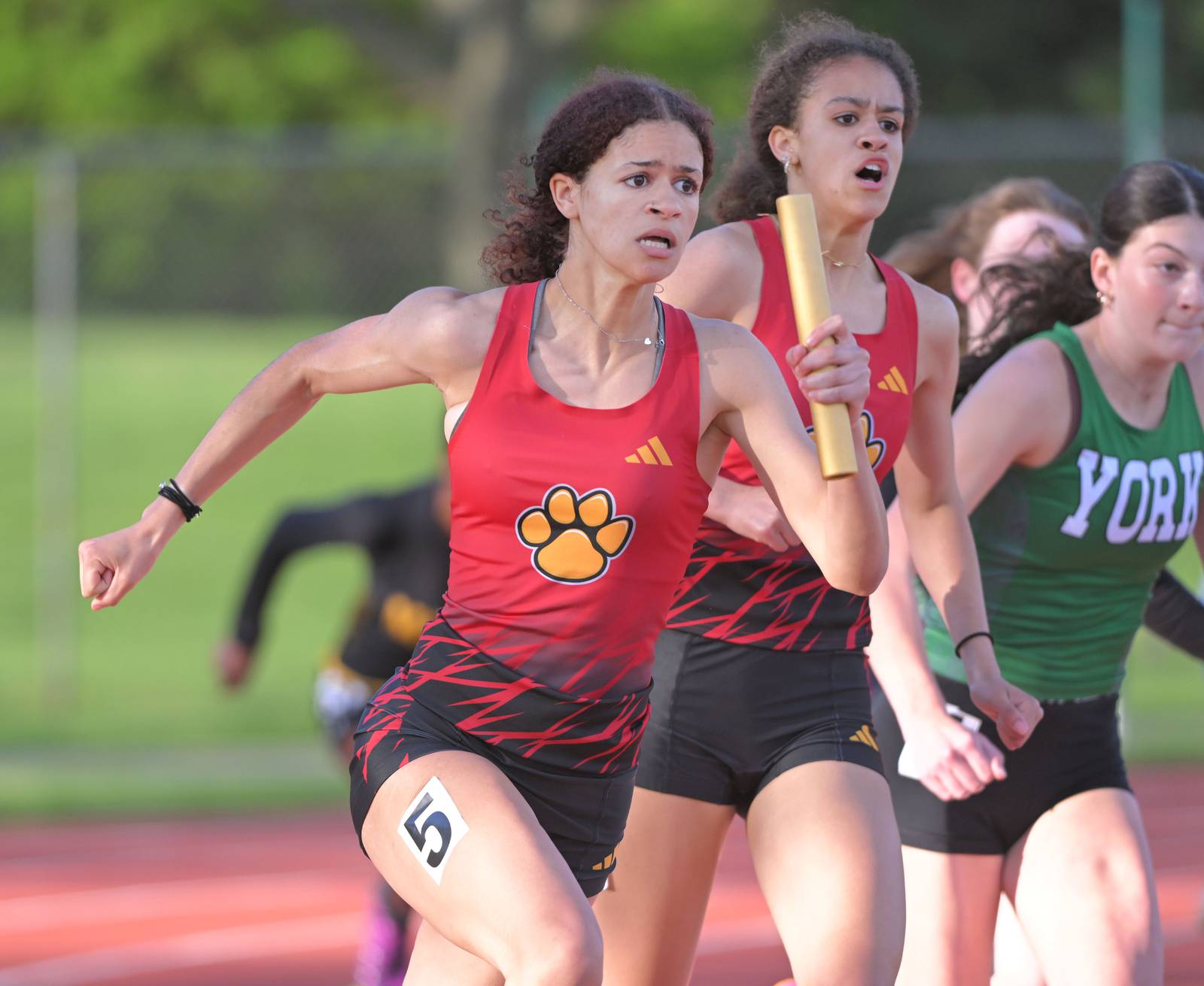 Girls track and field: Batavia’s sprint relays look to find podium at state after 4x200 disaster ...