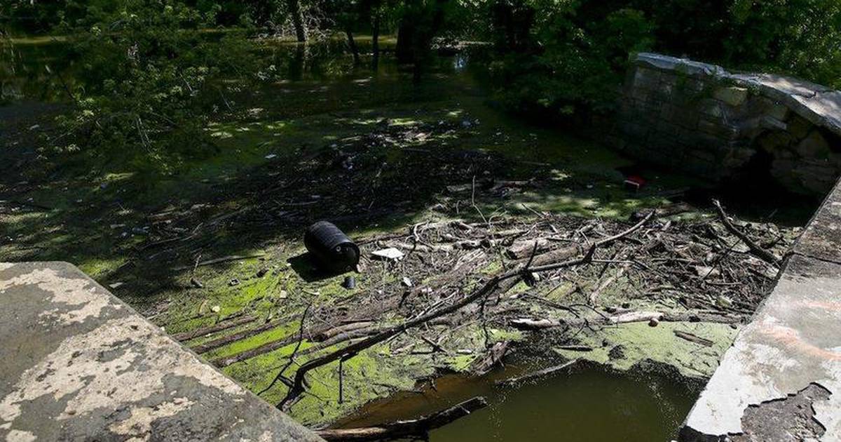 Joliet construction worker airlifted after 12-foot fall from historic ...