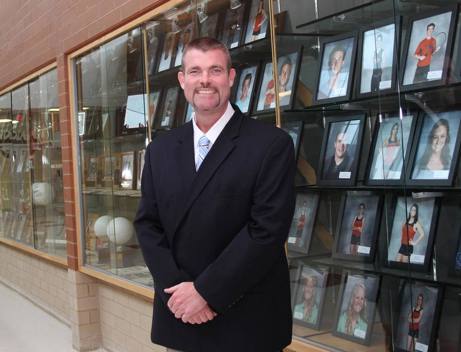 New superintendents take charge at districts in Morris and Minooka ...