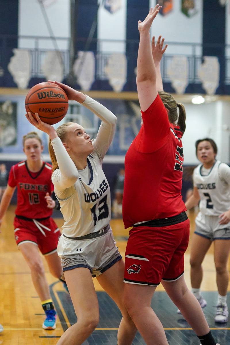 Photos: Oswego East vs. Yorkville in girls basketball – Shaw Local