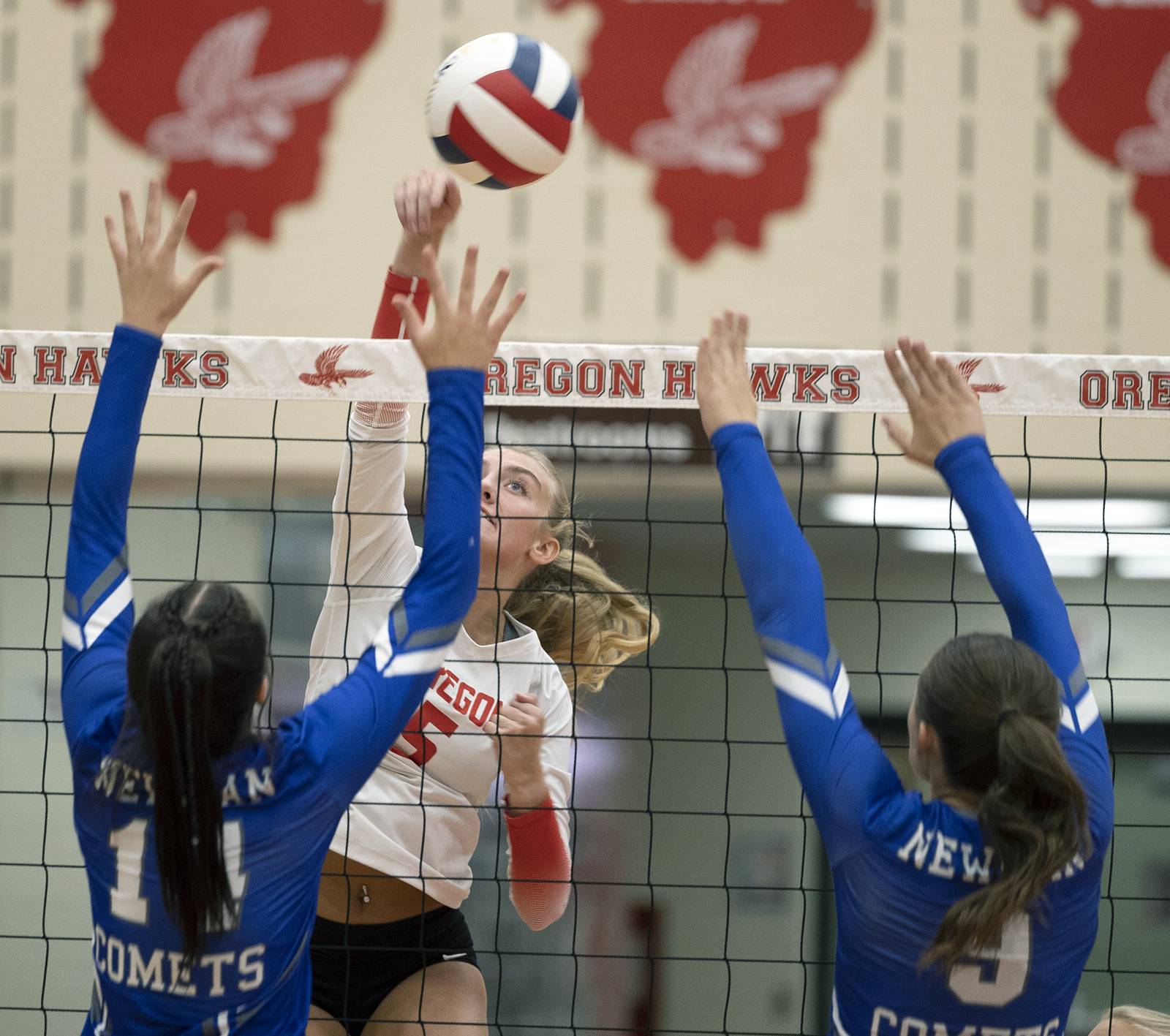 Volleyball: Oregon pulls away to top Newman at home – Shaw Local