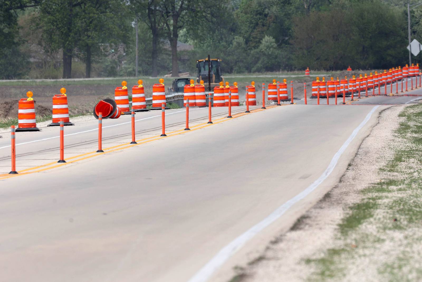 Photos: Construction underway on Peace Road in Sycamore – Shaw Local