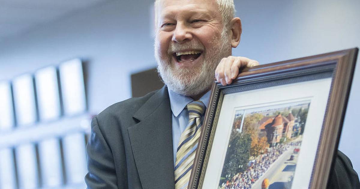 Former Sycamore mayor Kenneth Mundy dies at 73 – Shaw Local