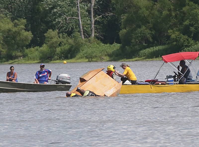 Photos: USTS National Champion Boat Races on Lake DePue – Shaw Local