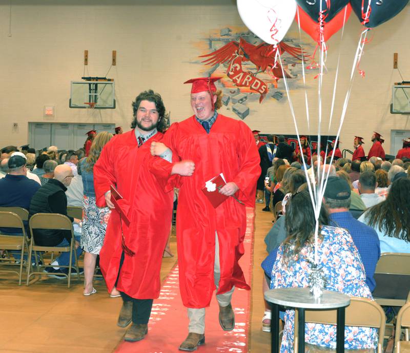 Weather perfect for 2024 Forreston High School graduation – Shaw Local