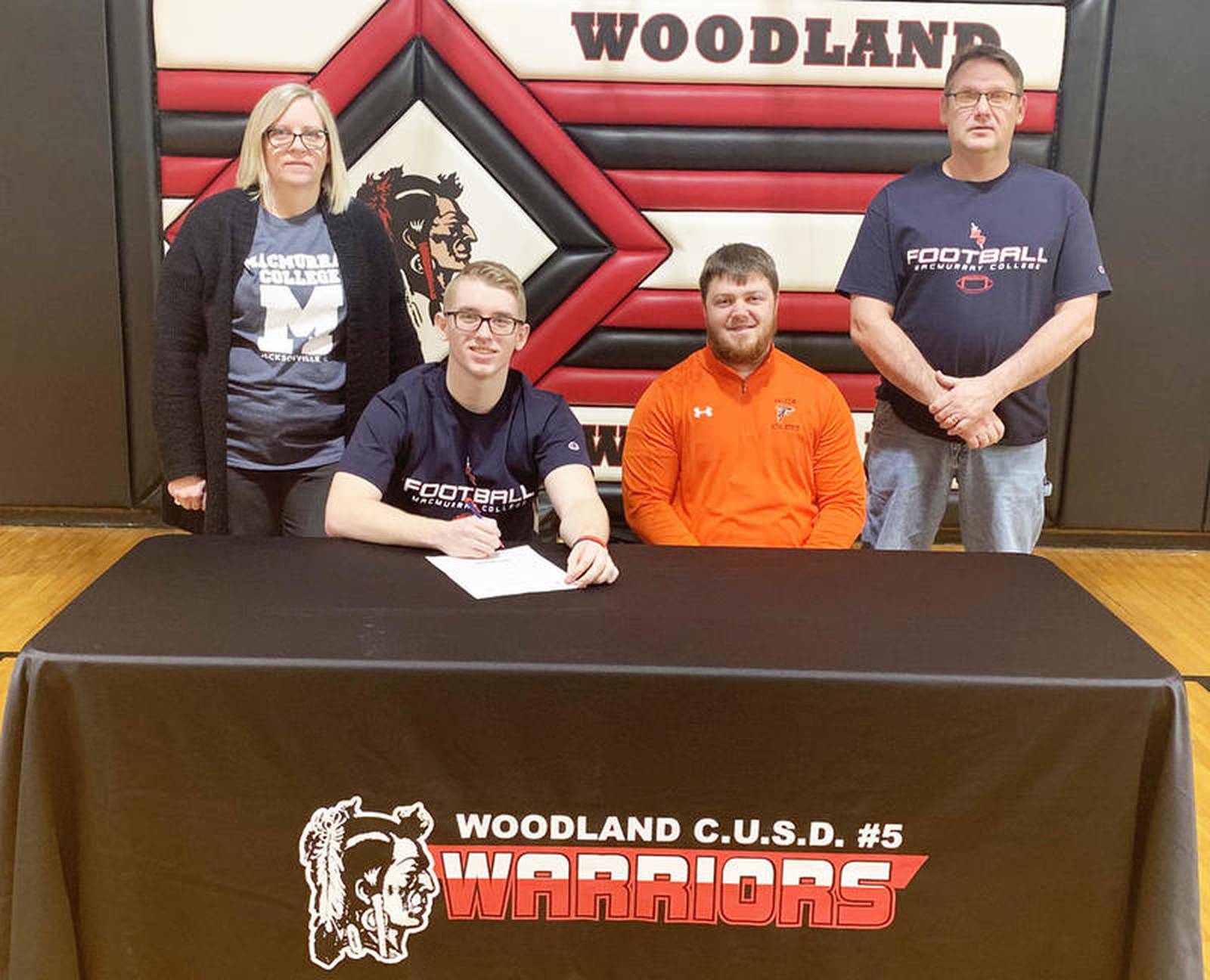 Lawless to suit up for MacMurray – Shaw Local