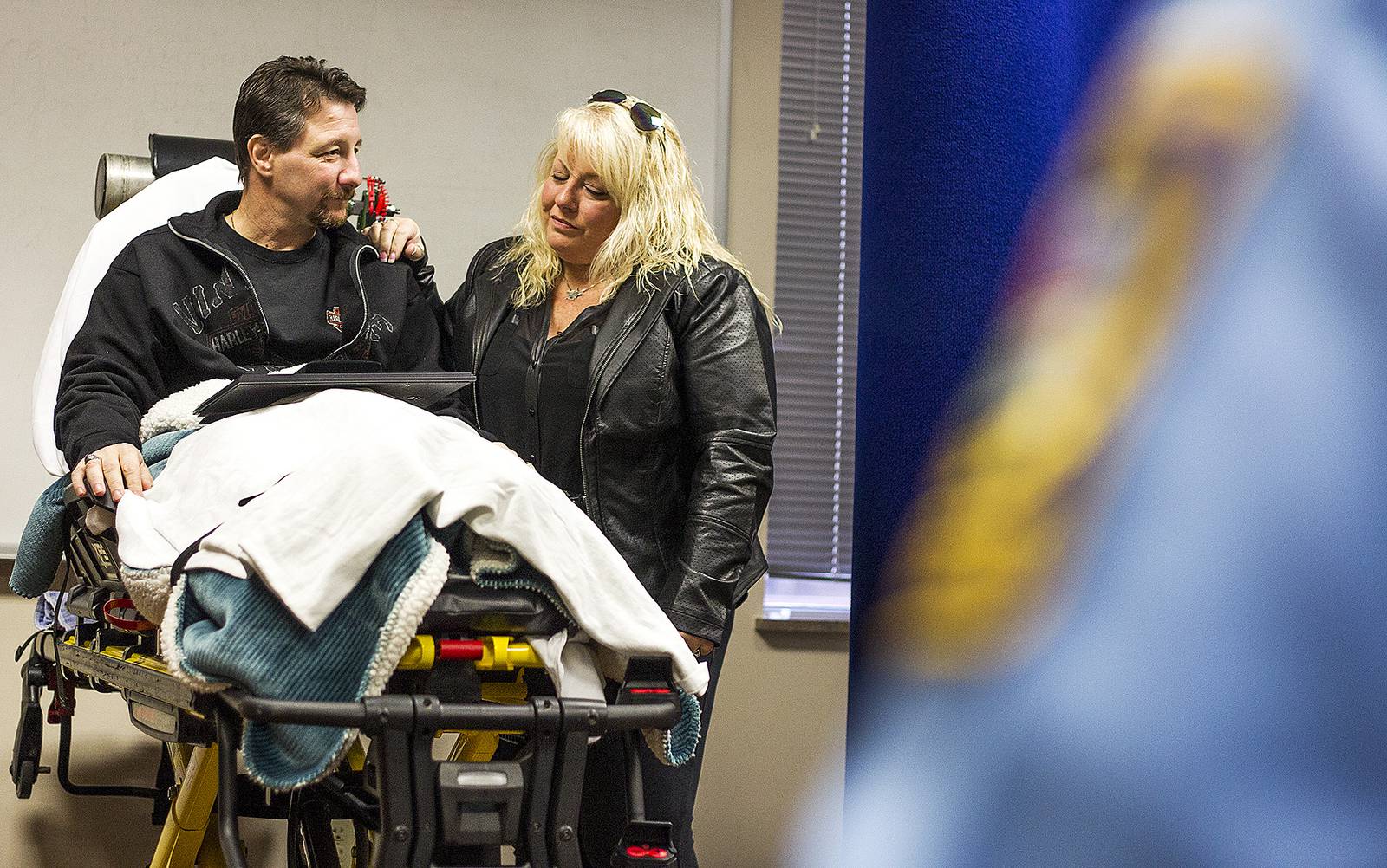 Coroner: McHenry County Sheriff's Deputy Dwight Maness died from blood ...