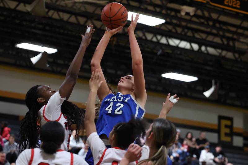 Photos: Lincoln-Way East vs. Homewood-Flossmoor Class 4A Sectional ...
