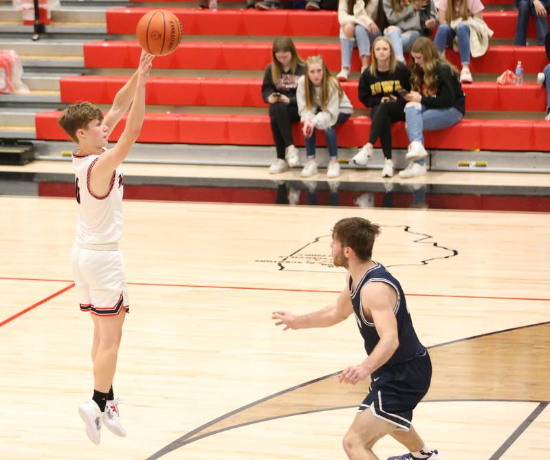 Photos: Woodland vs Ridgeview boys basketball in the Route 17 Classic ...