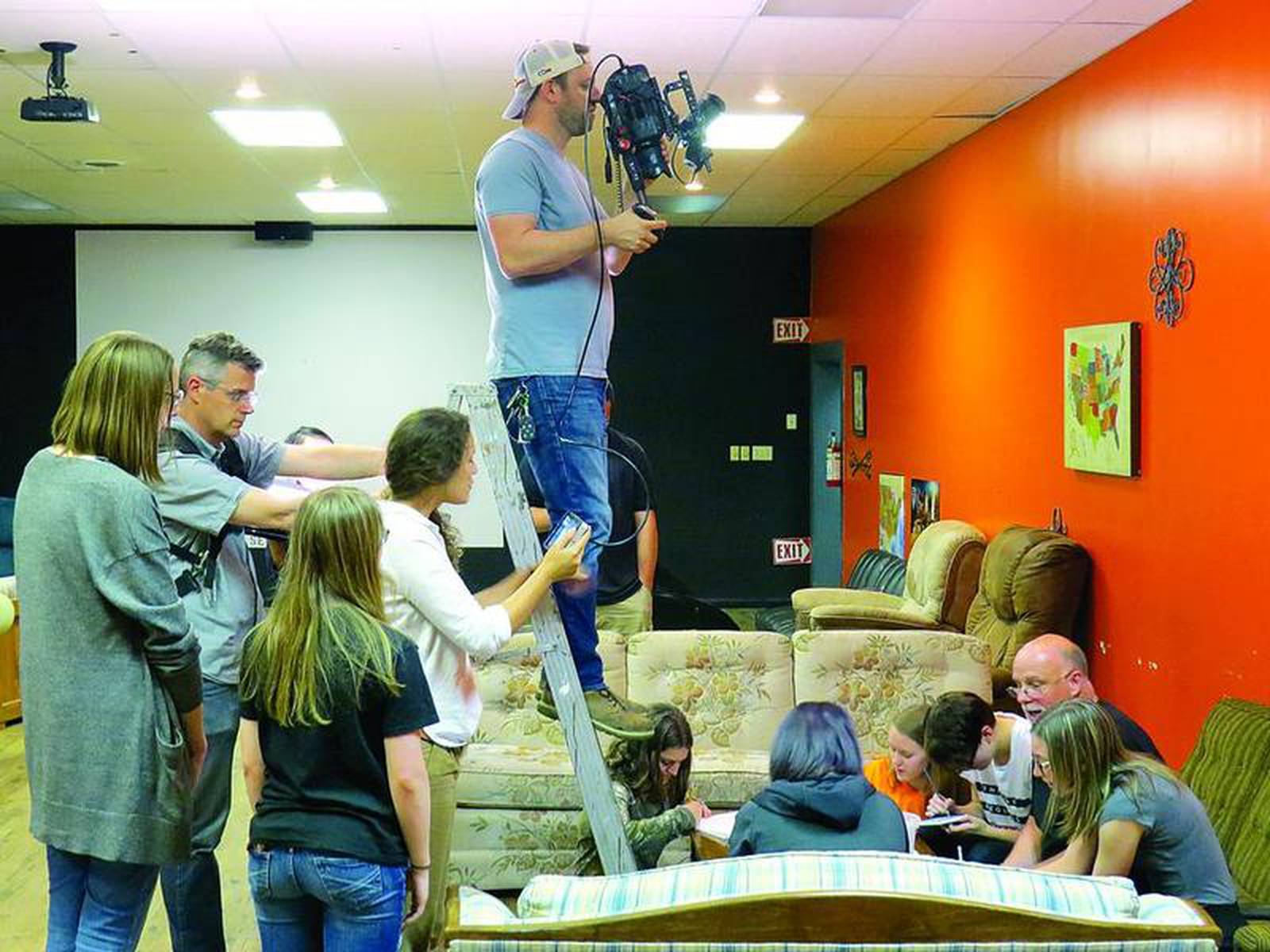 Film crew shines spotlight on teen center – Shaw Local