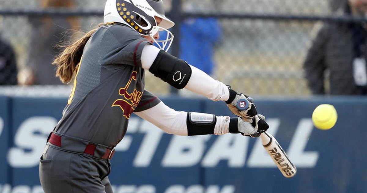 On Campus: Huntley grad Jessica Shields hitting stride at Loyola – Shaw ...