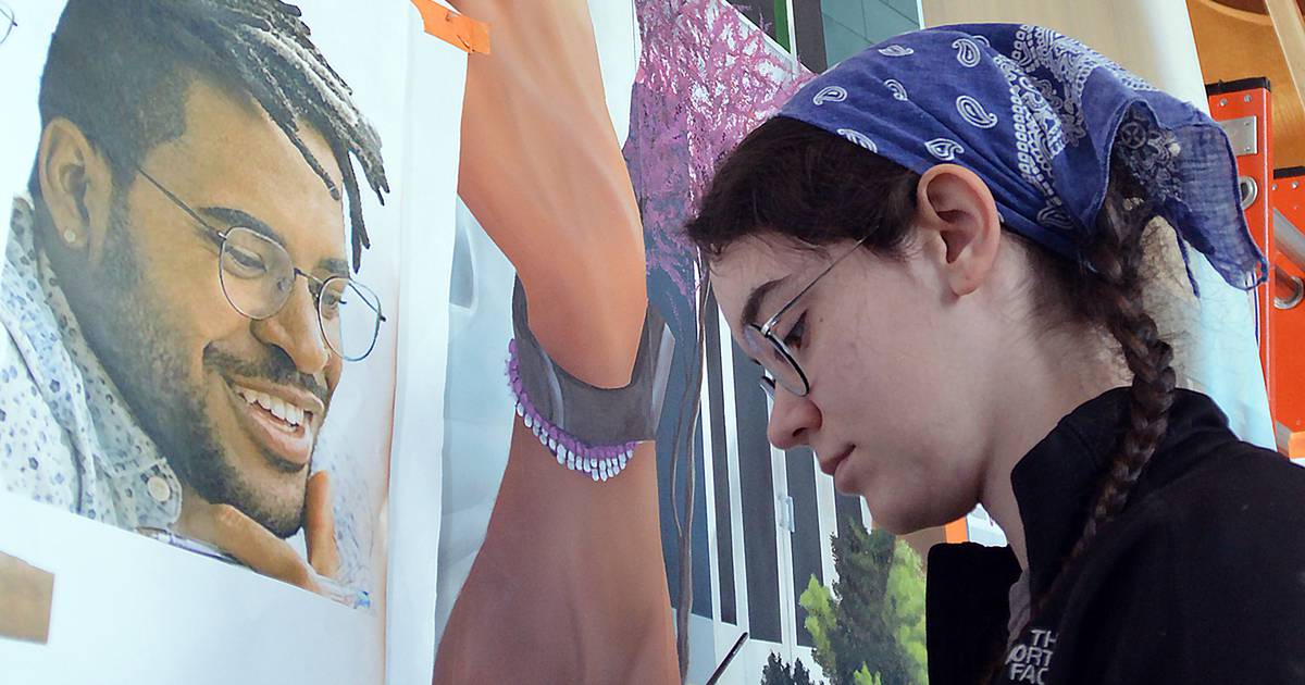 2 IVCC alums work to bring college history mural to life – Shaw Local