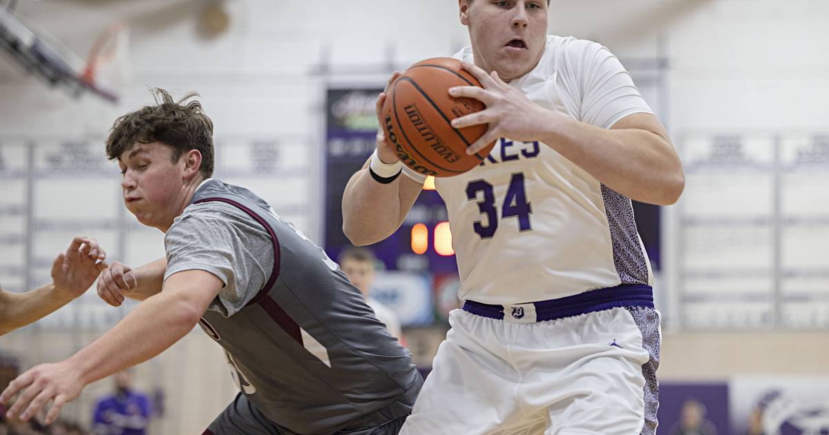 Photos: Dixon vs IVC boys basketball – Shaw Local