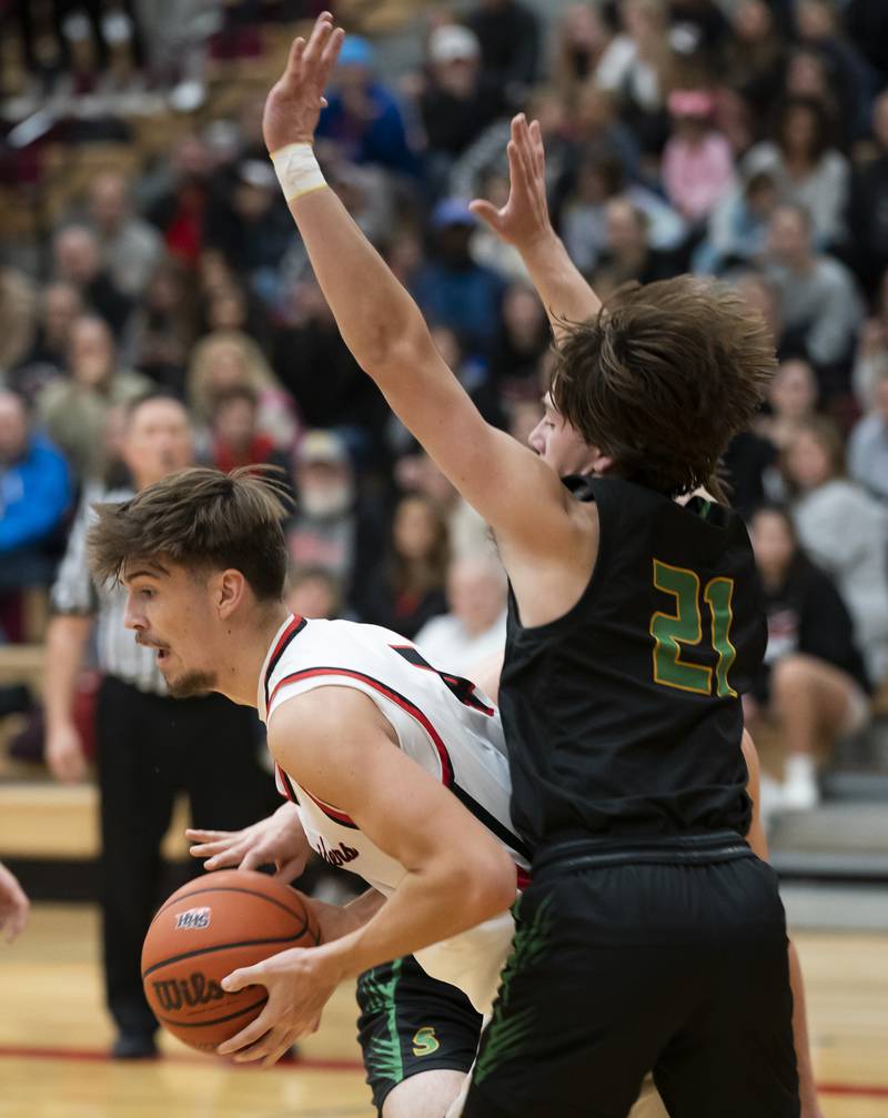 Photos: Crystal Lake South vs. Huntley boys basketball – Shaw Local