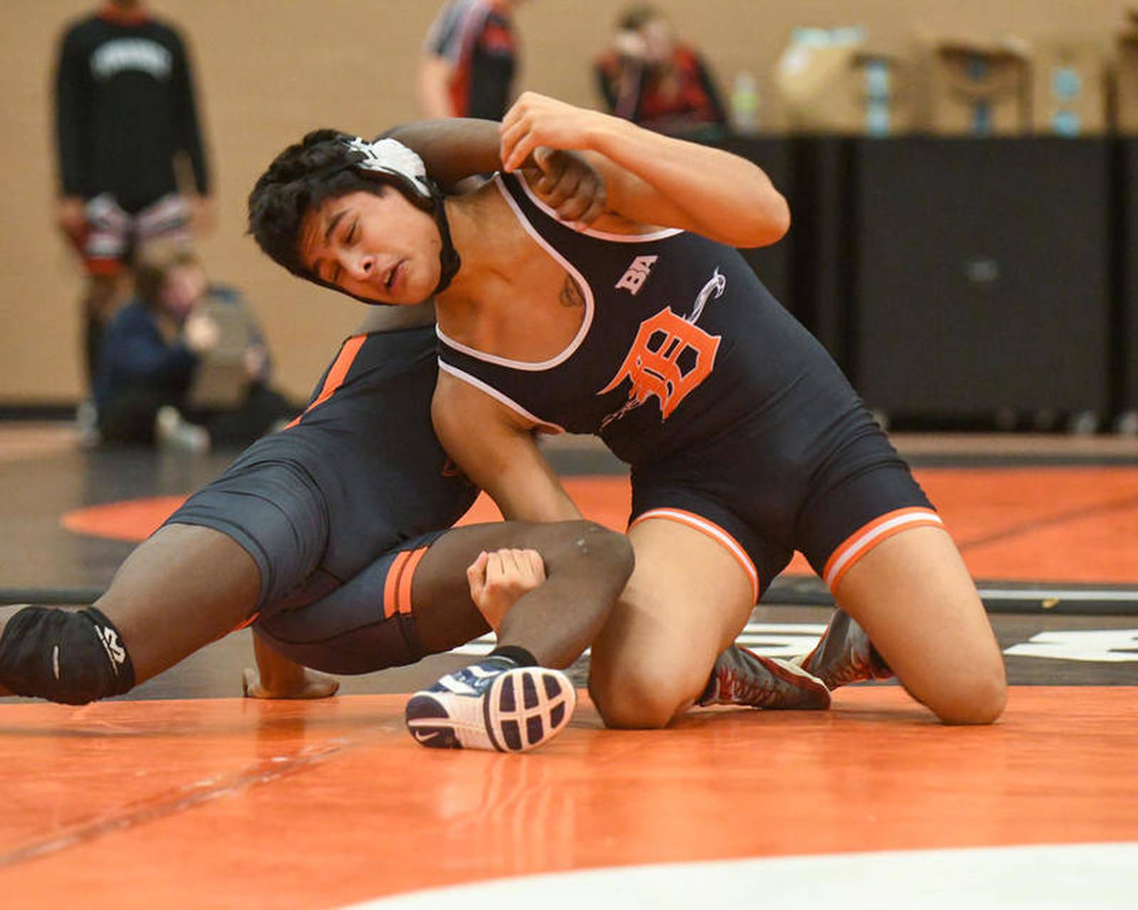 Prep wrestling: Perry finding his role as a senior, with help of ...