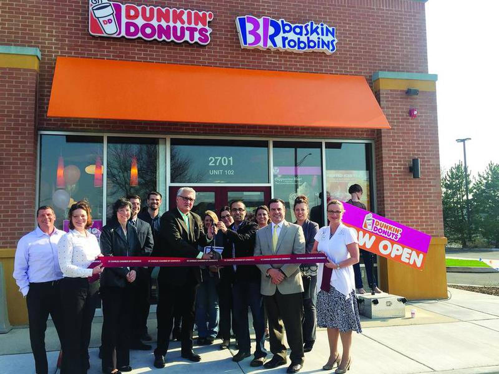 Ribbon-cutting takes place at Dunkin' Donuts/Baskin Robbins in St ...