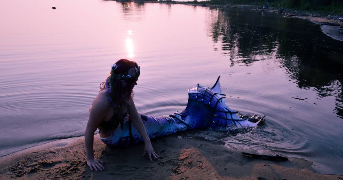 ‘Mermaids’ in northern Illinois: Self-proclaimed ‘merfolk’ create ...