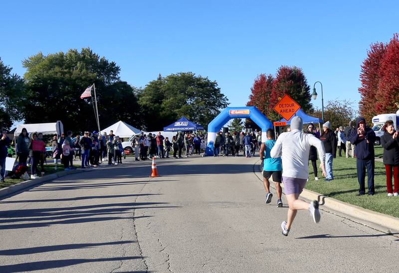 Photos: Marklund hosts 11th annual Run, Walk and Roll in Geneva – Shaw ...